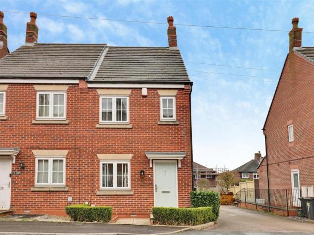 2 bedroom semi detached house for sale
