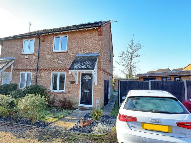 2 bedroom semi detached house for sale