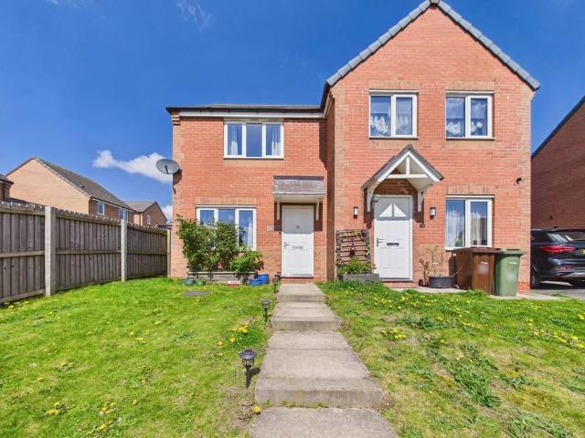 2 bedroom semi detached house for sale