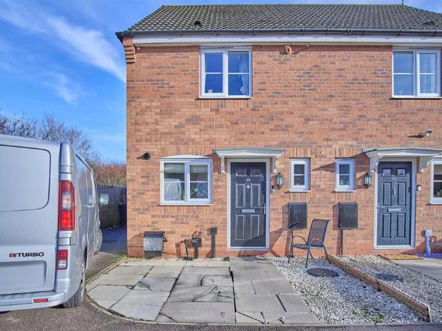 2 bedroom semi detached house for sale