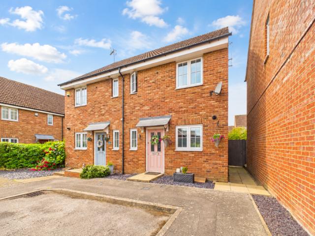 2 bedroom semi detached house for sale