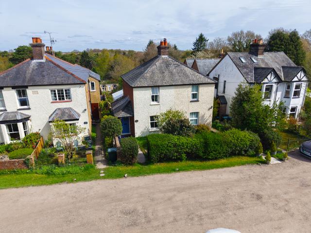 2 bedroom semi detached house for sale