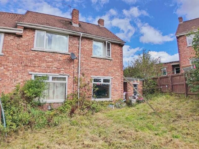 2 bedroom semi detached house for sale