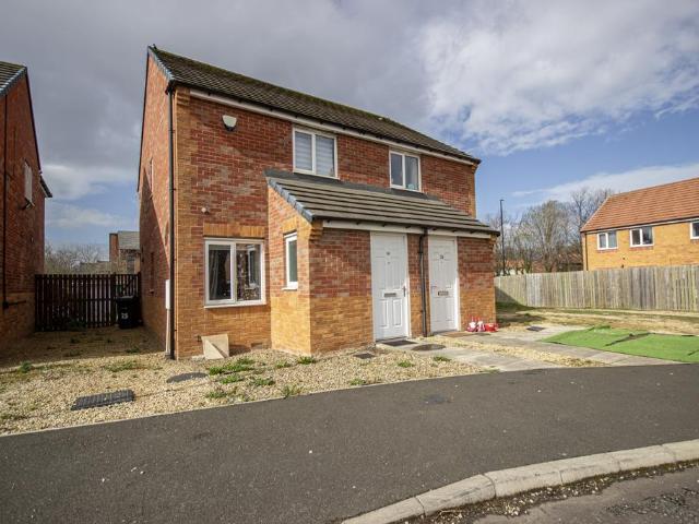 2 bedroom semi detached house for sale