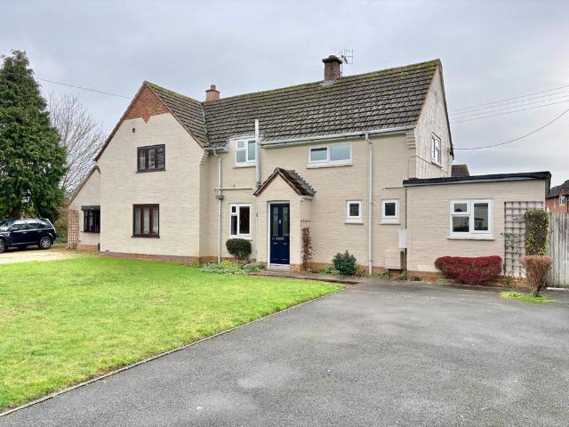 2 bedroom semi detached house for sale