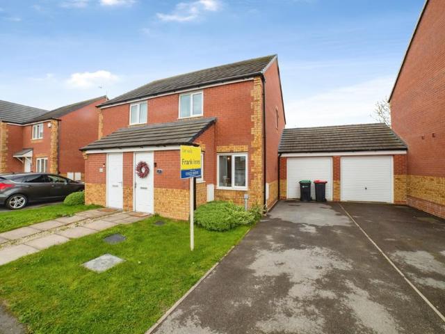 2 bedroom semi detached house for sale