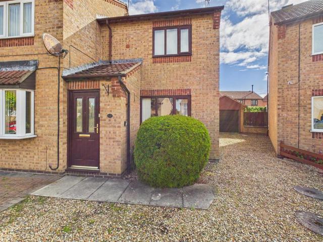 2 bedroom semi detached house for sale