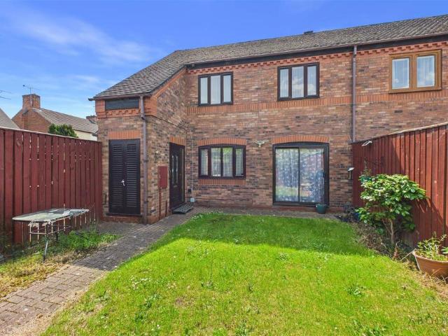2 bedroom semi detached house for sale