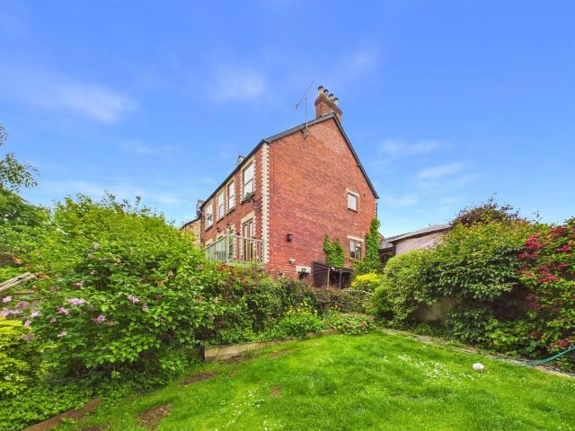 2 bedroom semi detached house for sale