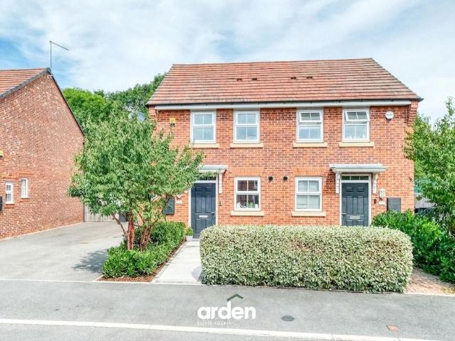 2 bedroom semi detached house for sale