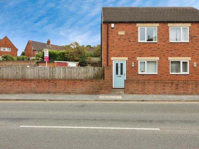 2 bedroom semi detached house for sale
