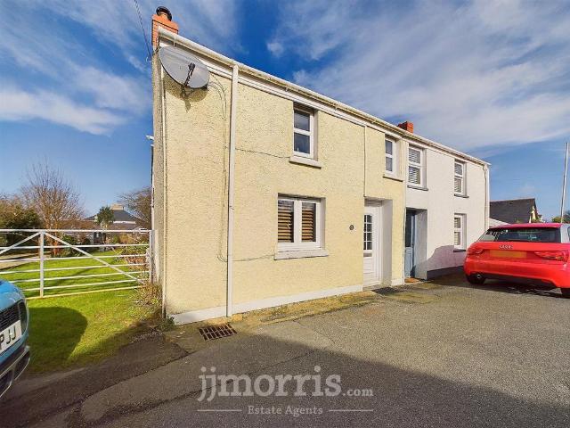 2 bedroom semi detached house for sale