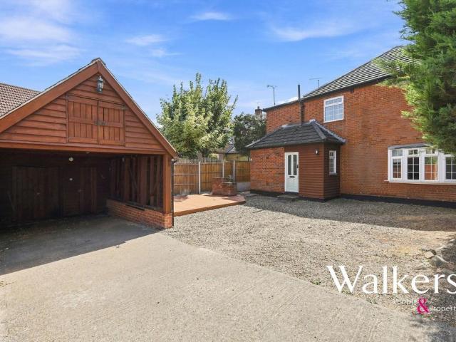 2 bedroom semi detached house for sale