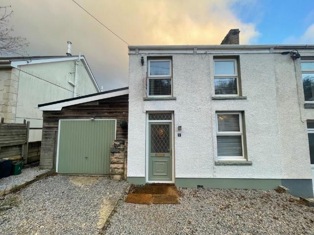 2 bedroom semi detached house for sale