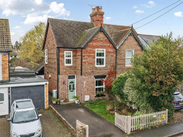 2 bedroom semi detached house for sale