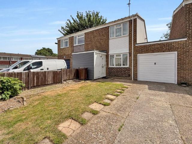 2 bedroom semi detached house for sale