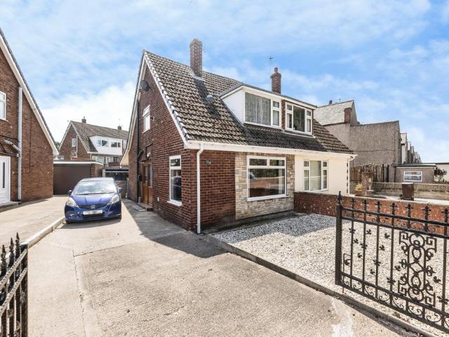 2 bedroom semi detached house for sale