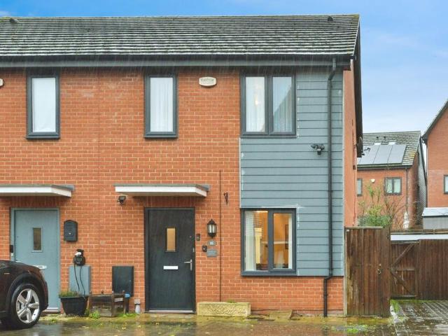 2 bedroom semi detached house for sale
