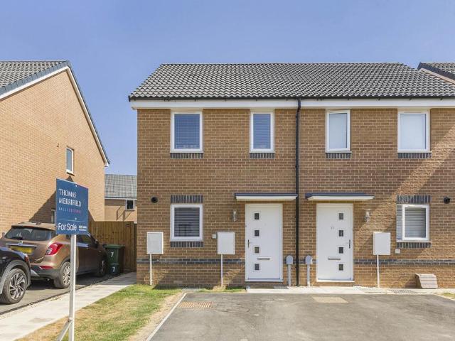 2 bedroom semi detached house for sale