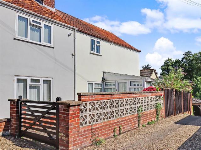 2 bedroom semi detached house for sale