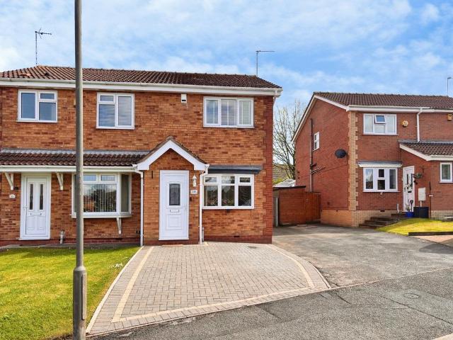 2 bedroom semi detached house for sale