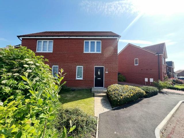 2 bedroom semi detached house for sale
