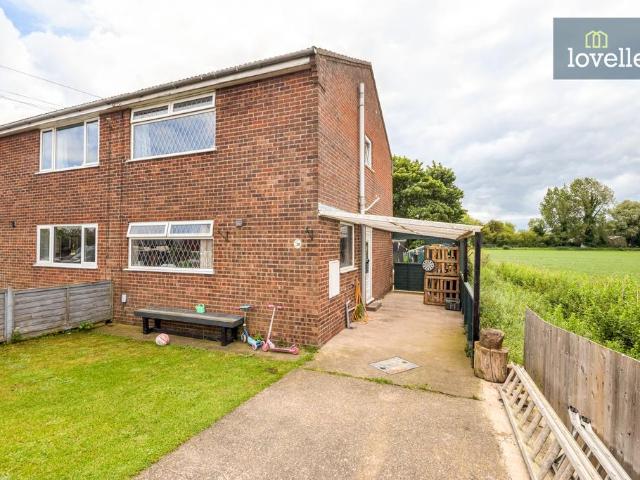 2 bedroom semi detached house for sale