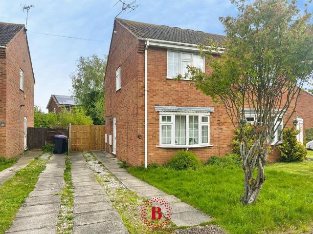 2 bedroom semi detached house for sale
