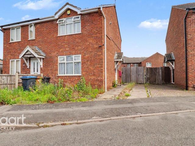 2 bedroom semi detached house for sale