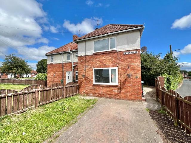 2 bedroom semi detached house for sale