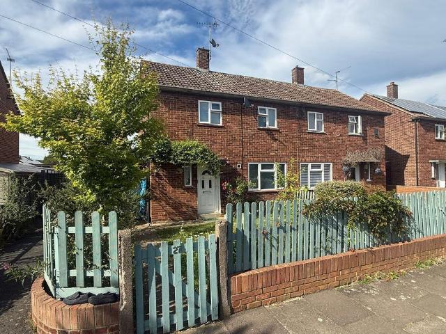 2 bedroom semi detached house for sale