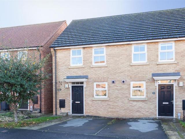 2 bedroom semi detached house for sale