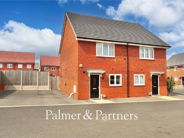 2 bedroom semi detached house for sale