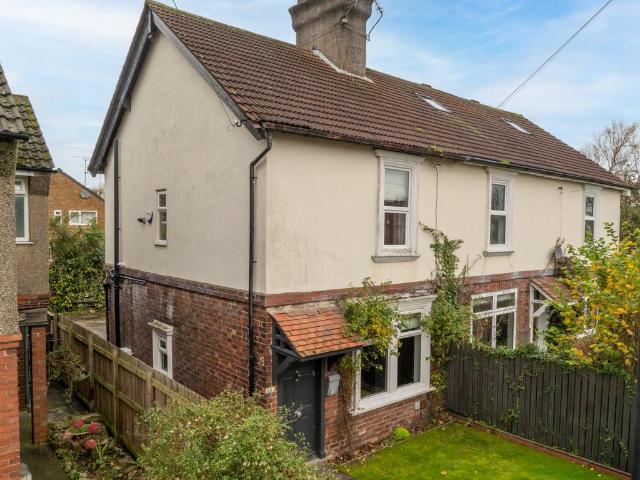 2 bedroom semi detached house for sale