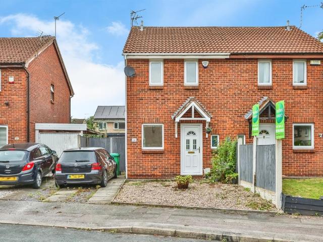 2 bedroom semi detached house for sale