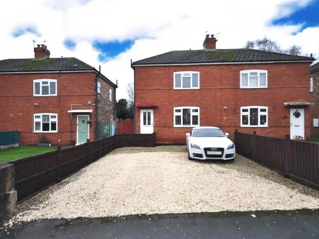 2 bedroom semi detached house for sale