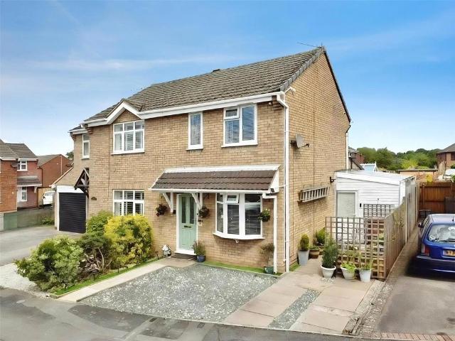 2 bedroom semi detached house for sale
