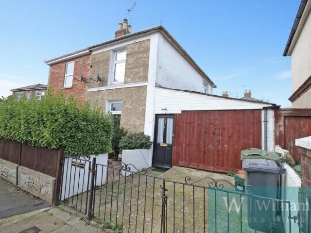 2 bedroom semi detached house for sale
