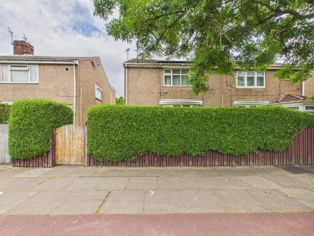 2 bedroom semi detached house for sale
