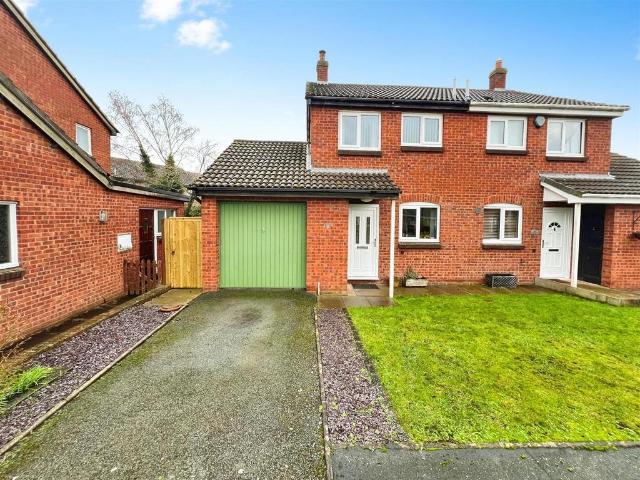 2 bedroom semi detached house for sale