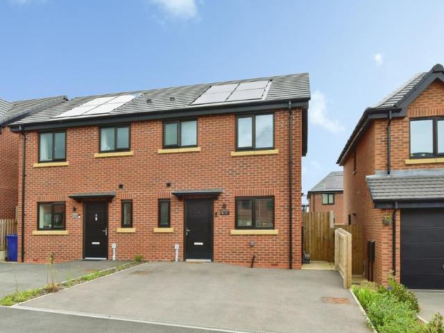 2 bedroom semi detached house for sale
