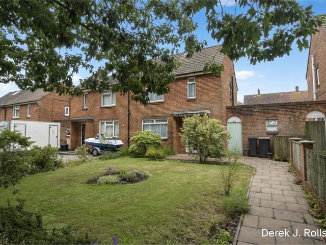 2 bedroom semi detached house for sale