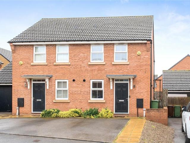 2 bedroom semi detached house for sale