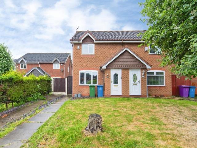 2 bedroom semi detached house for sale