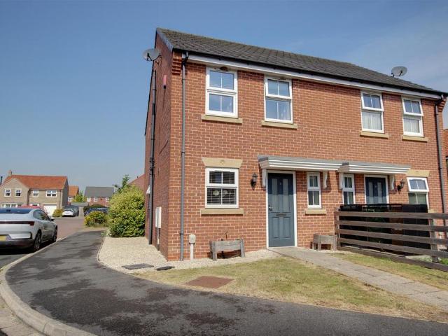 2 bedroom semi detached house for sale