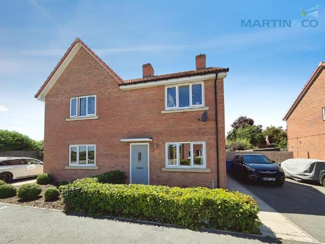 2 bedroom semi detached house for sale
