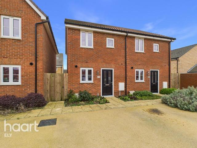 2 bedroom semi detached house for sale