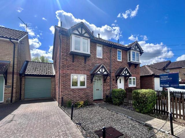 2 bedroom semi detached house for sale