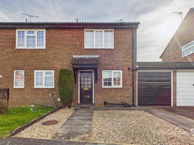 2 bedroom semi detached house for sale
