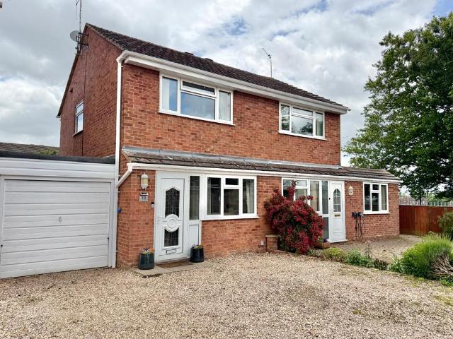 2 bedroom semi detached house for sale